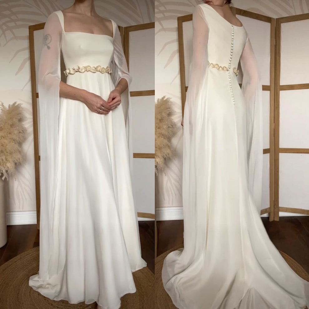 Ivory ethereal long sleeve wedding dress uk 10 – Scum Vintage